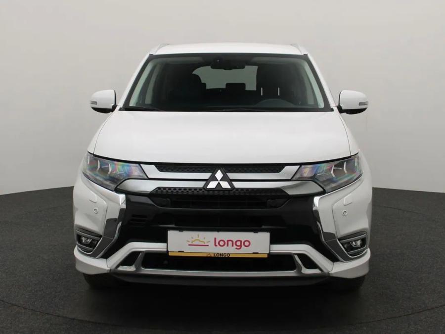 Mitsubishi Outlander 2020 Viļņa, ar dzinēja tilpumu 2.40 L un nobraukumu 151 tūkst. km par 19399 €, foto 4 vietnē AUTOMOTO.COM.LV