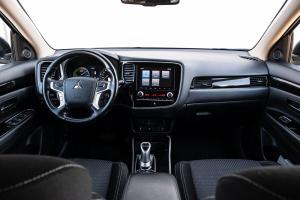 Mitsubishi Outlander 2020 Rīga, ar dzinēja tilpumu 2.40 L un nobraukumu 85 tūkst. km par 19500 €, foto 11 vietnē AUTOMOTO.COM.LV
