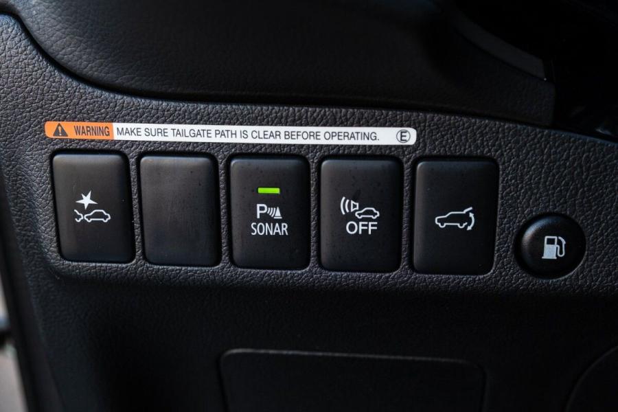 Mitsubishi Outlander 2020 Rīga, ar dzinēja tilpumu 2.40 L un nobraukumu 85 tūkst. km par 19500 €, foto 23 vietnē AUTOMOTO.COM.LV