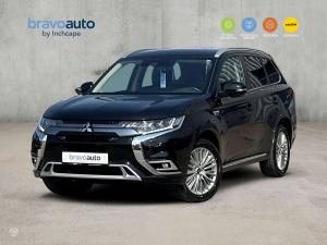 Mitsubishi Outlander 2020 Kauņa, ar dzinēja tilpumu 2.40 L un nobraukumu 87 tūkst. km par 19771 €, foto  vietnē AUTOMOTO.COM.LV
