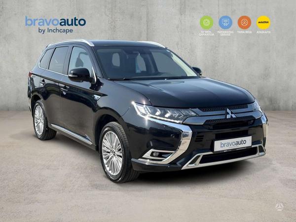 Mitsubishi Outlander 2020 in Kaunas, with an engine capacity of 2.40 L and mileage of 87 thousand km for 19771 €, photo 8 on AUTOMOTO.COM.LV
