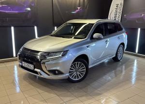 Mitsubishi Outlander 2020 Viļņa, ar dzinēja tilpumu 2.40 L un nobraukumu 139 tūkst. km par 18450 €, foto  vietnē AUTOMOTO.COM.LV