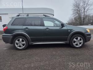Zaļš Mitsubishi Outlander 2007 Daugavpils, ar dzinēja tilpumu 2.40 L un nobraukumu 0 tūkst. km par 2499 €, foto 11 vietnē AUTOMOTO.COM.LV