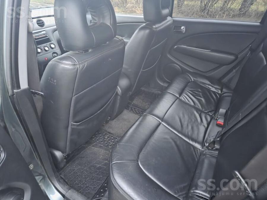 Zaļš Mitsubishi Outlander 2007 Daugavpils, ar dzinēja tilpumu 2.40 L un nobraukumu 0 tūkst. km par 2499 €, foto 15 vietnē AUTOMOTO.COM.LV