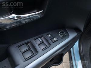 Zaļš Mitsubishi Outlander 2008 Cēsis, ar dzinēja tilpumu 2.00 L un nobraukumu 291 tūkst. km par 2499 €, foto 21 vietnē AUTOMOTO.COM.LV