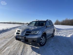 Серый Мицубиси Аутлендер 2005 в Вевис, объемом двигателя 2.40 л и пробегом 225 тыс. км за 2000 €, фото  на AUTOMOTO.COM.LV