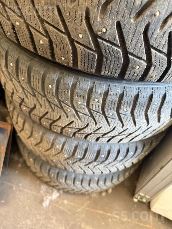 Pelēks Mitsubishi Outlander 2005 Rīga, ar dzinēja tilpumu 2.00 L un nobraukumu 300 tūkst. km par 1250 €, foto 7 vietnē AUTOMOTO.COM.LV