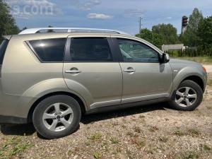 Grey Mitsubishi Outlander 2007 in Riga, with an engine capacity of 2.40 L and mileage of 215 thousand km for 2100 €, photo  on AUTOMOTO.COM.LV