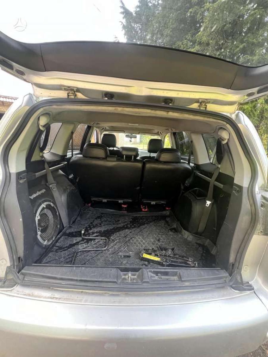 Pelēks Mitsubishi Outlander 2007 Širvintos, ar dzinēja tilpumu 1.97 L un nobraukumu 288 tūkst. km par 2600 €, foto 11 vietnē AUTOMOTO.COM.LV