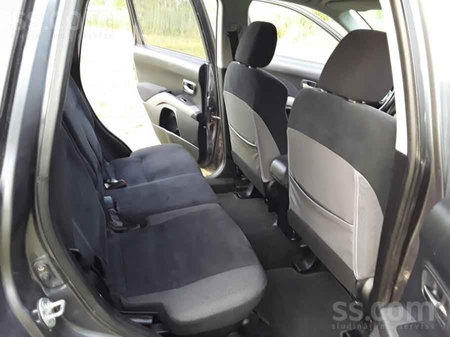Grey Mitsubishi Outlander 2007 in Madona, with an engine capacity of 2.00 L and mileage of 207 thousand km for 3200 €, photo 11 on AUTOMOTO.COM.LV