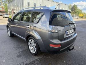 Grey Mitsubishi Outlander 2007 in Vilnius, with an engine capacity of 2.20 L and mileage of 237 thousand km for 2900 €, photo 7 on AUTOMOTO.COM.LV