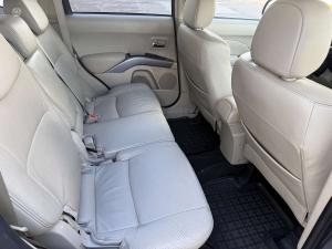 Grey Mitsubishi Outlander 2007 in Vilnius, with an engine capacity of 2.20 L and mileage of 237 thousand km for 2900 €, photo 16 on AUTOMOTO.COM.LV