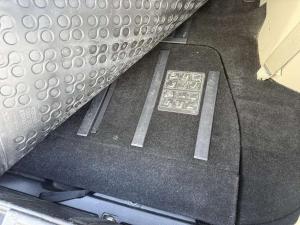 Grey Mitsubishi Outlander 2007 in Vilnius, with an engine capacity of 2.20 L and mileage of 237 thousand km for 2900 €, photo 20 on AUTOMOTO.COM.LV