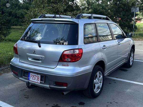 Pelēks Mitsubishi Outlander 2007 Birštonas, ar dzinēja tilpumu 2.00 L un nobraukumu 193 tūkst. km par 1849 €, foto 1 vietnē AUTOMOTO.COM.LV