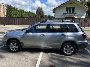 Pelēks Mitsubishi Outlander 2007 Birštonas, ar dzinēja tilpumu 2.00 L un nobraukumu 193 tūkst. km par 1849 €, foto 8 vietnē AUTOMOTO.COM.LV