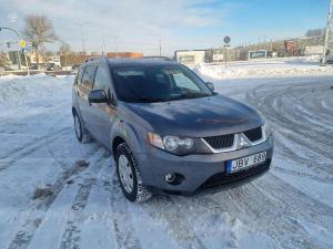 Pelēks Mitsubishi Outlander 2008 Šauļi, ar dzinēja tilpumu 1.97 L un nobraukumu 296 tūkst. km par 2650 €, foto 4 vietnē AUTOMOTO.COM.LV