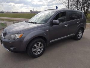 Pelēks Mitsubishi Outlander 2008 Kauņa, ar dzinēja tilpumu 2.40 L un nobraukumu 145 tūkst. km par 1900 €, foto  vietnē AUTOMOTO.COM.LV