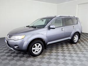 Pelēks Mitsubishi Outlander 2008 Tallina, ar dzinēja tilpumu 2.40 L un nobraukumu 229 tūkst. km par 2699 €, foto 3 vietnē AUTOMOTO.COM.LV