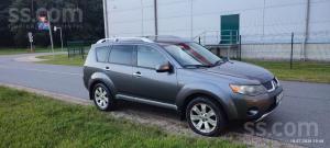 Grey Mitsubishi Outlander 2008 in Riga, with an engine capacity of 2.40 L and mileage of 276 thousand km for 2350 €, photo 6 on AUTOMOTO.COM.LV