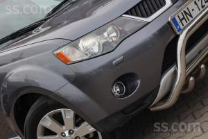 Pelēks Mitsubishi Outlander 2008 Rīga, ar dzinēja tilpumu 2.40 L un nobraukumu 308 tūkst. km par 3495 €, foto 5 vietnē AUTOMOTO.COM.LV