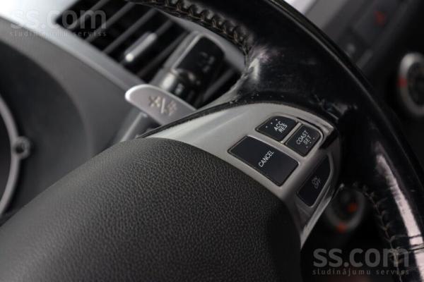 Grey Mitsubishi Outlander 2008 in Riga, with an engine capacity of 2.40 L and mileage of 308 thousand km for 3495 €, photo 10 on AUTOMOTO.COM.LV
