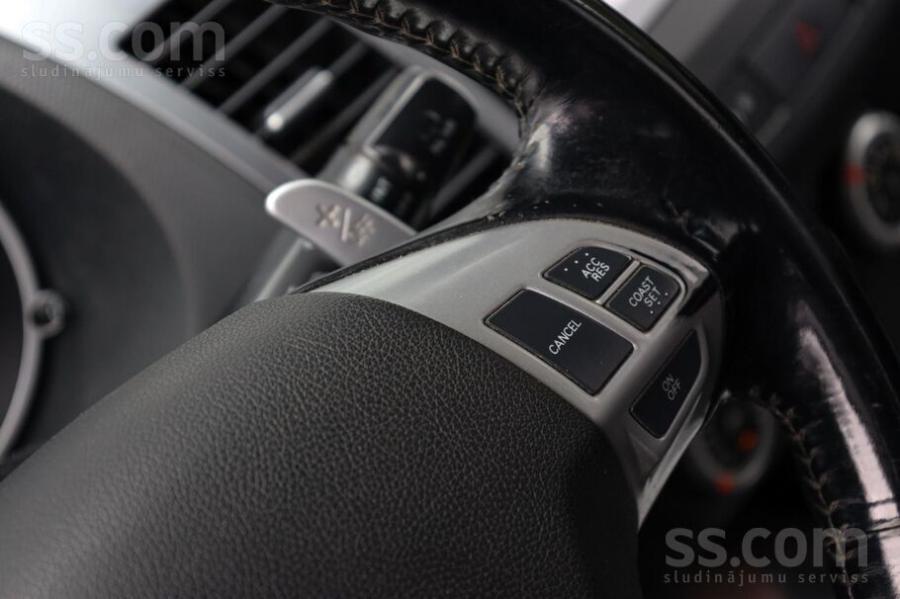 Pelēks Mitsubishi Outlander 2008 Rīga, ar dzinēja tilpumu 2.40 L un nobraukumu 308 tūkst. km par 3495 €, foto 11 vietnē AUTOMOTO.COM.LV
