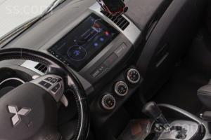 Pelēks Mitsubishi Outlander 2008 Rīga, ar dzinēja tilpumu 2.40 L un nobraukumu 308 tūkst. km par 3495 €, foto 15 vietnē AUTOMOTO.COM.LV
