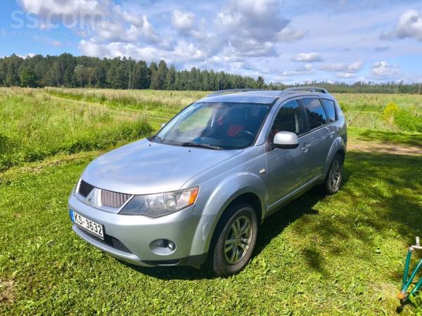 Pelēks Mitsubishi Outlander 2008 Alūksne, ar dzinēja tilpumu 2.00 L un nobraukumu 276 tūkst. km par 3500 €, foto 1 vietnē AUTOMOTO.COM.LV