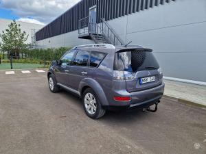 Grey Mitsubishi Outlander 2008 in Kaunas, with an engine capacity of 2.18 L and mileage of 240 thousand km for 4500 €, photo 4 on AUTOMOTO.COM.LV
