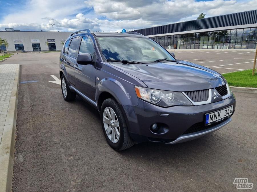 Pelēks Mitsubishi Outlander 2008 Kauņa, ar dzinēja tilpumu 2.20 L un nobraukumu 241 tūkst. km par 4500 €, foto 4 vietnē AUTOMOTO.COM.LV