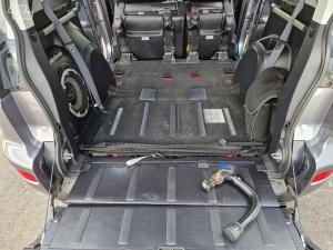 Pelēks Mitsubishi Outlander 2008 Kauņa, ar dzinēja tilpumu 2.20 L un nobraukumu 241 tūkst. km par 4500 €, foto 17 vietnē AUTOMOTO.COM.LV