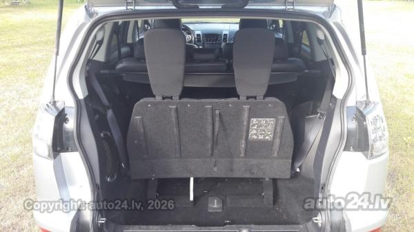 Pelēks Mitsubishi Outlander 2010 Jehvi, ar dzinēja tilpumu 2.20 L un nobraukumu 335 tūkst. km par 3900 €, foto 9 vietnē AUTOMOTO.COM.LV