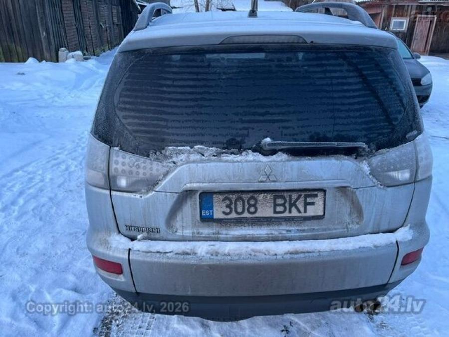 Серый Мицубиси Аутлендер 2010 в Йыхви, объемом двигателя 2.20 л и пробегом 335 тыс. км за 3900 €, фото 21 на AUTOMOTO.COM.LV