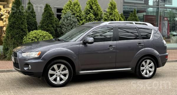 Pelēks Mitsubishi Outlander 2010 Rīga, ar dzinēja tilpumu 2.30 L un nobraukumu 238 tūkst. km par 3400 €, foto 3 vietnē AUTOMOTO.COM.LV
