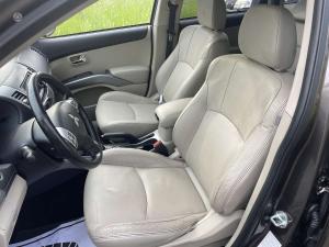 Grey Mitsubishi Outlander 2010 in Ukmerge, with an engine capacity of 1.97 L and mileage of 234 thousand km for 3200 €, photo 11 on AUTOMOTO.COM.LV