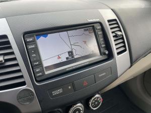 Grey Mitsubishi Outlander 2010 in Ukmerge, with an engine capacity of 1.97 L and mileage of 234 thousand km for 3200 €, photo 16 on AUTOMOTO.COM.LV