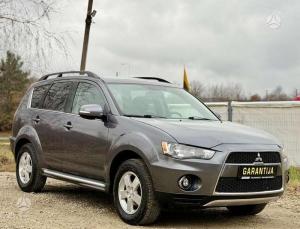Grey Mitsubishi Outlander 2011 in Siauliai, with an engine capacity of 2.27 L and mileage of 201 thousand km for 7450 €, photo 18 on AUTOMOTO.COM.LV