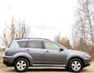 Pelēks Mitsubishi Outlander 2011 Šauļi, ar dzinēja tilpumu 2.27 L un nobraukumu 201 tūkst. km par 7450 €, foto 14 vietnē AUTOMOTO.COM.LV