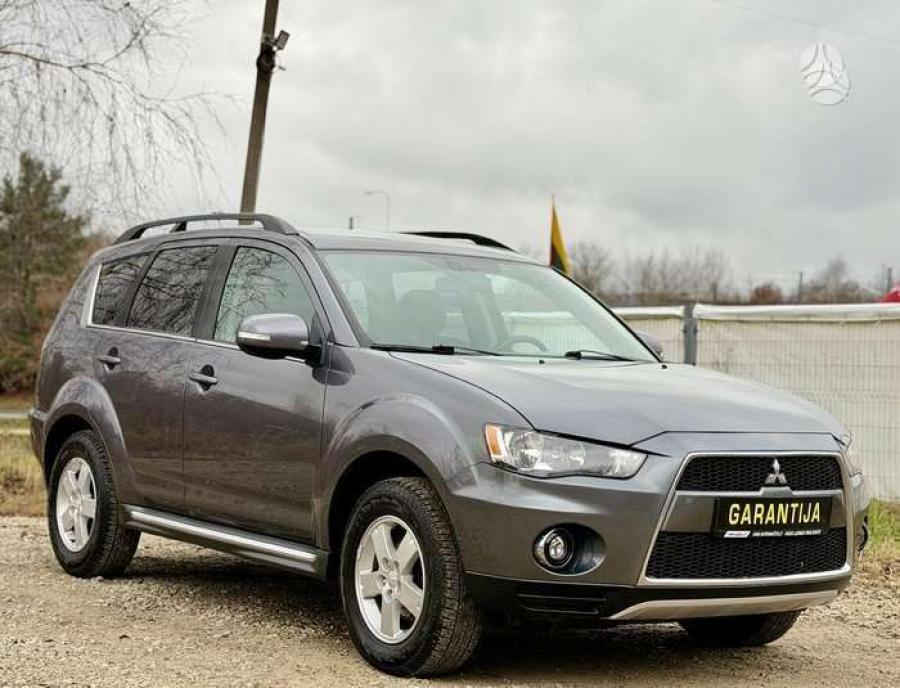 Pelēks Mitsubishi Outlander 2011 Šauļi, ar dzinēja tilpumu 2.27 L un nobraukumu 201 tūkst. km par 7450 €, foto 18 vietnē AUTOMOTO.COM.LV