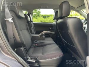 Pelēks Mitsubishi Outlander 2011 Tukums, ar dzinēja tilpumu 2.20 L un nobraukumu 187 tūkst. km par 6990 €, foto 16 vietnē AUTOMOTO.COM.LV