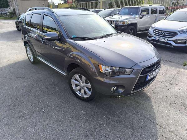 Серый Мицубиси Аутлендер 2011 в Шяуляй, объемом двигателя 2.27 л и пробегом 309 тыс. км за 4950 €, фото 1 на AUTOMOTO.COM.LV