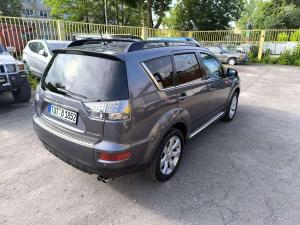 Pelēks Mitsubishi Outlander 2011 Šauļi, ar dzinēja tilpumu 2.27 L un nobraukumu 309 tūkst. km par 4950 €, foto 7 vietnē AUTOMOTO.COM.LV