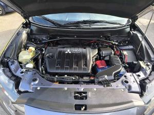 Pelēks Mitsubishi Outlander 2011 Šauļi, ar dzinēja tilpumu 2.27 L un nobraukumu 309 tūkst. km par 4950 €, foto 21 vietnē AUTOMOTO.COM.LV