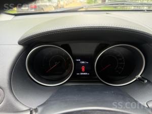 Pelēks Mitsubishi Outlander 2011 Rīga, ar dzinēja tilpumu 2.40 L un nobraukumu 205 tūkst. km par 5250 €, foto 14 vietnē AUTOMOTO.COM.LV