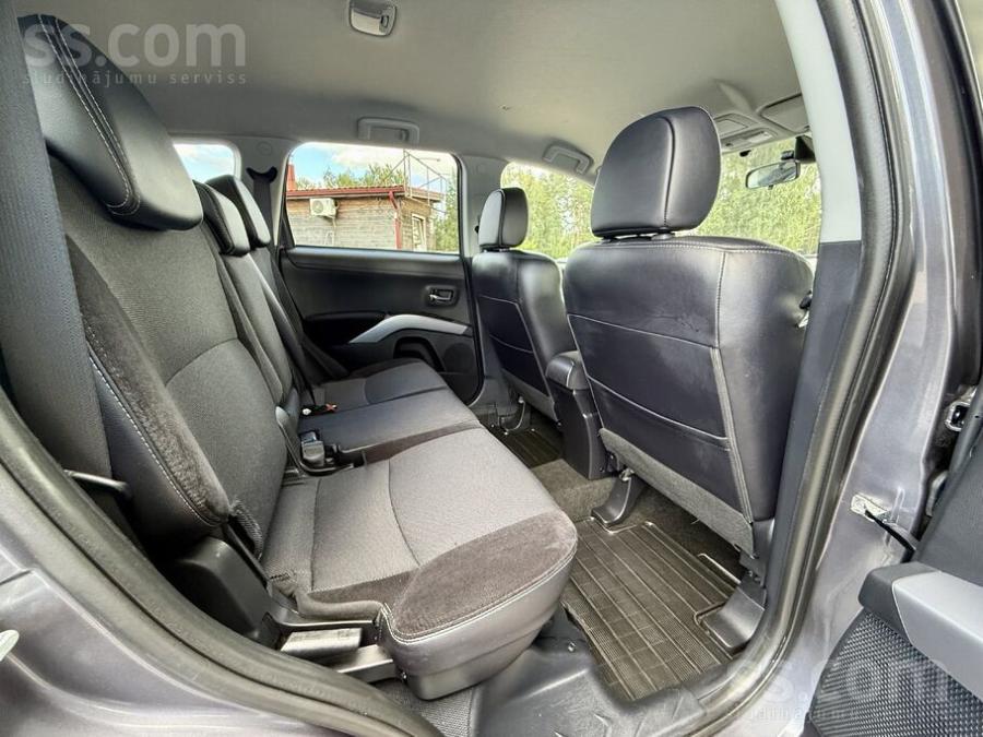 Grey Mitsubishi Outlander 2011 in Riga, with an engine capacity of 2.20 L and mileage of 0 thousand km for 5490 €, photo 25 on AUTOMOTO.COM.LV