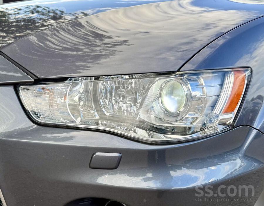 Grey Mitsubishi Outlander 2011 in Riga, with an engine capacity of 2.20 L and mileage of 0 thousand km for 5490 €, photo 27 on AUTOMOTO.COM.LV