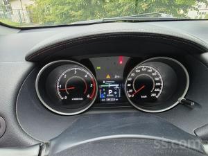 Grey Mitsubishi Outlander 2011 in Riga, with an engine capacity of 2.20 L and mileage of 330 thousand km for 4200 €, photo 5 on AUTOMOTO.COM.LV
