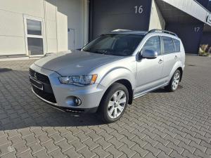 Grey Mitsubishi Outlander 2011 in Vilnius, with an engine capacity of 2.18 L and mileage of 220 thousand km for 5500 €, photo  on AUTOMOTO.COM.LV