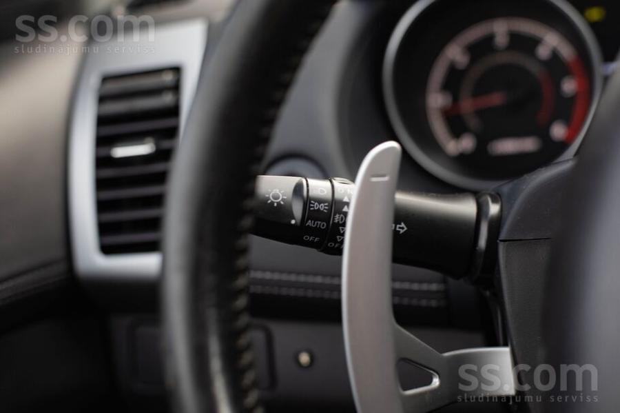 Pelēks Mitsubishi Outlander 2011 Rīga, ar dzinēja tilpumu 2.20 L un nobraukumu 280 tūkst. km par 4990 €, foto 15 vietnē AUTOMOTO.COM.LV