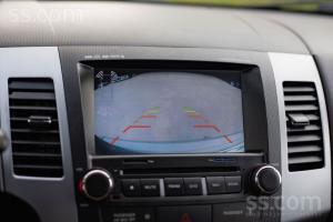 Pelēks Mitsubishi Outlander 2011 Rīga, ar dzinēja tilpumu 2.20 L un nobraukumu 280 tūkst. km par 4990 €, foto 20 vietnē AUTOMOTO.COM.LV